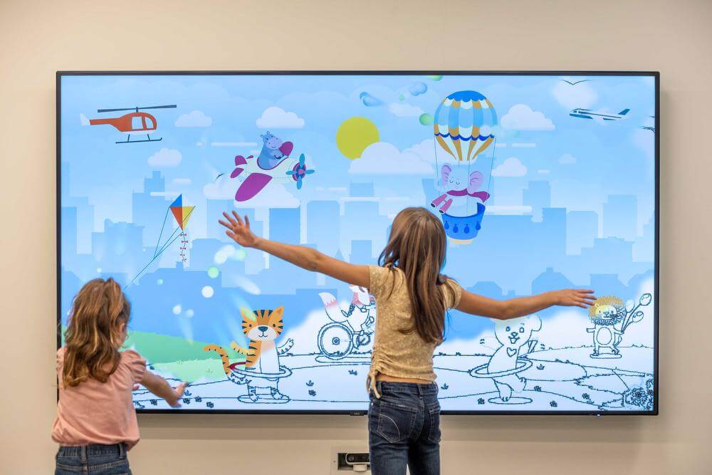 Interactive Coloring Wall - Work - Dimensional Innovations